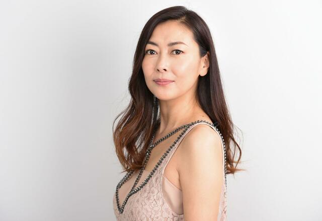 【元々向いてなかった】中山美穂に旦那がいない理由！辻仁成との泥沼離婚騒動がすべてを物語る！？ 芸能人のあの噂